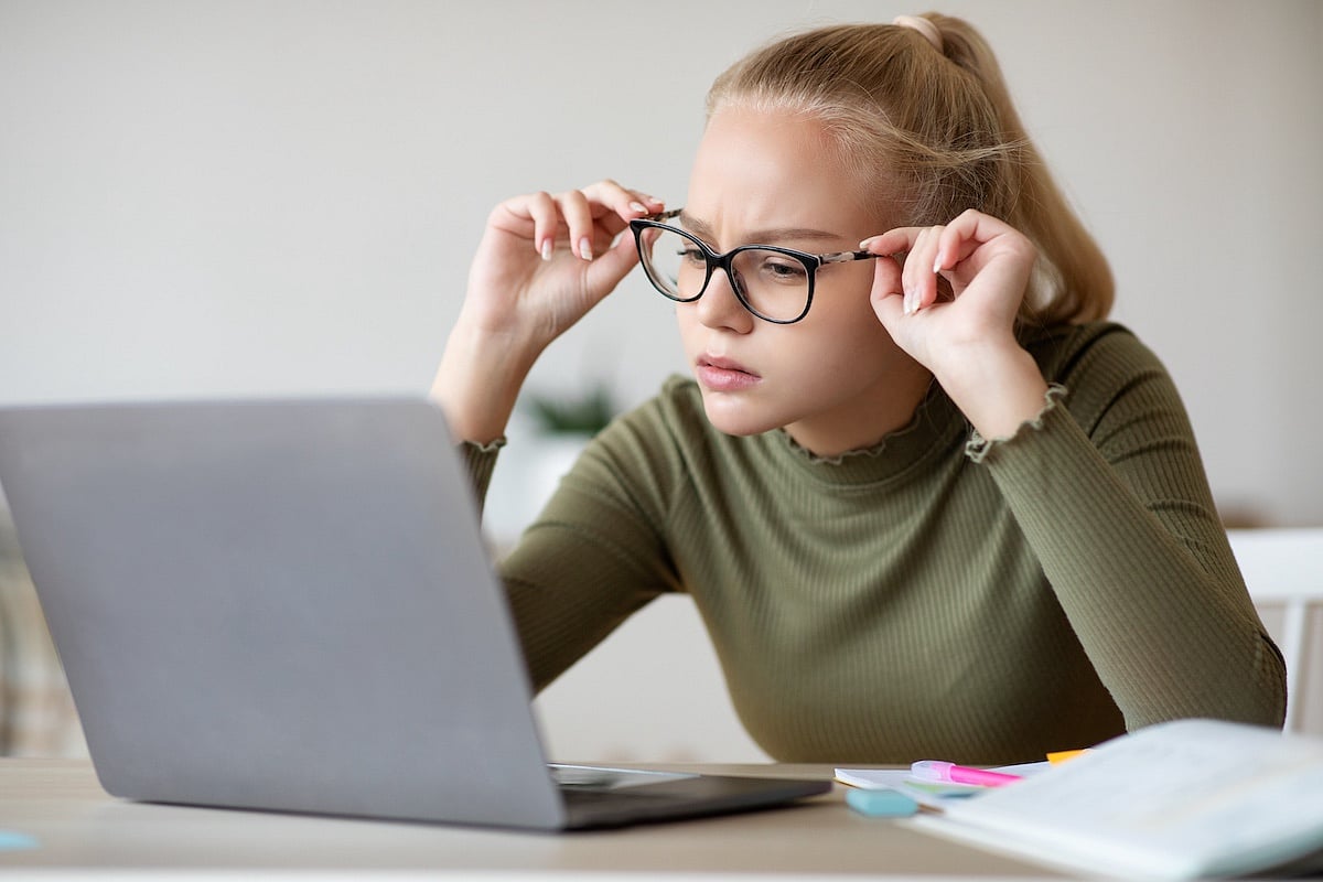 Just One Hour of Screen Time Increases Risk of Nearsightedness - AEPC ...